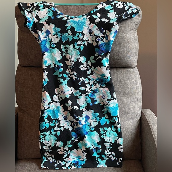 Charlotte Russe | Dresses | Charlotte Russe Black And Blue Floral Mini ...